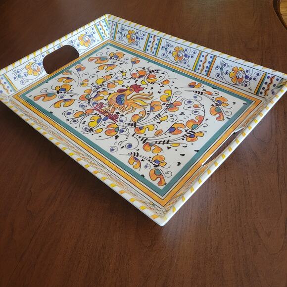 Le Cadeaux | Dining | Do Not Buy Sold | Poshmark